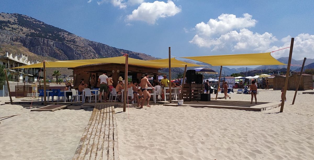 Lido Sunset - Capaci (PA) - prenotazione online | Spiagge.it