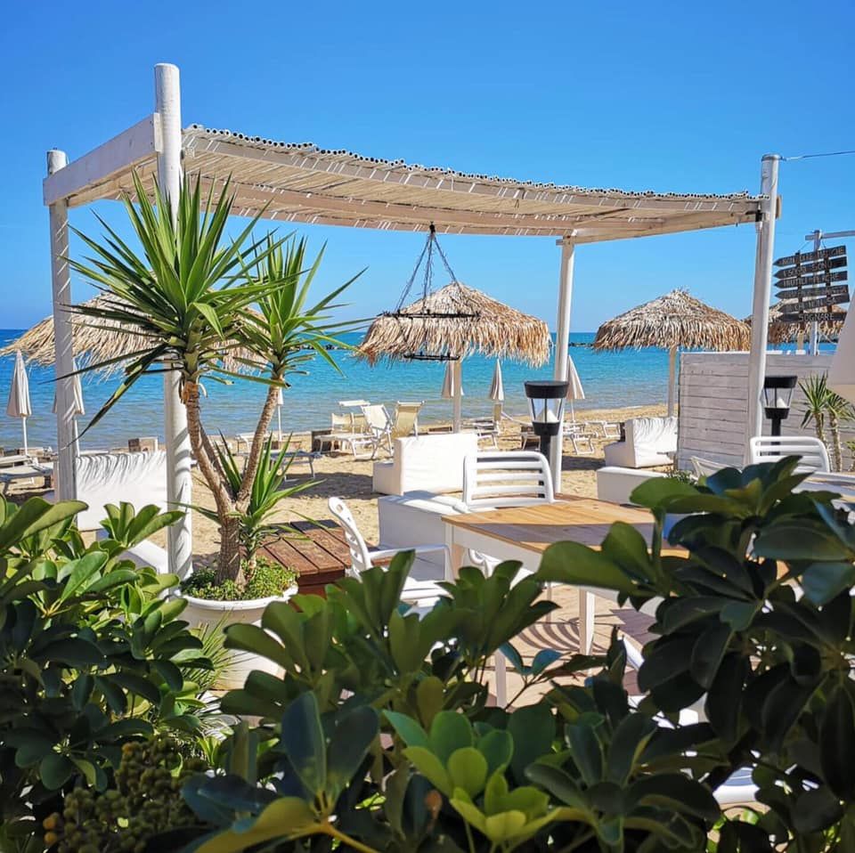 Lido Bianco Beach Club - Francavilla al Mare (CH) - prenotazione online ...
