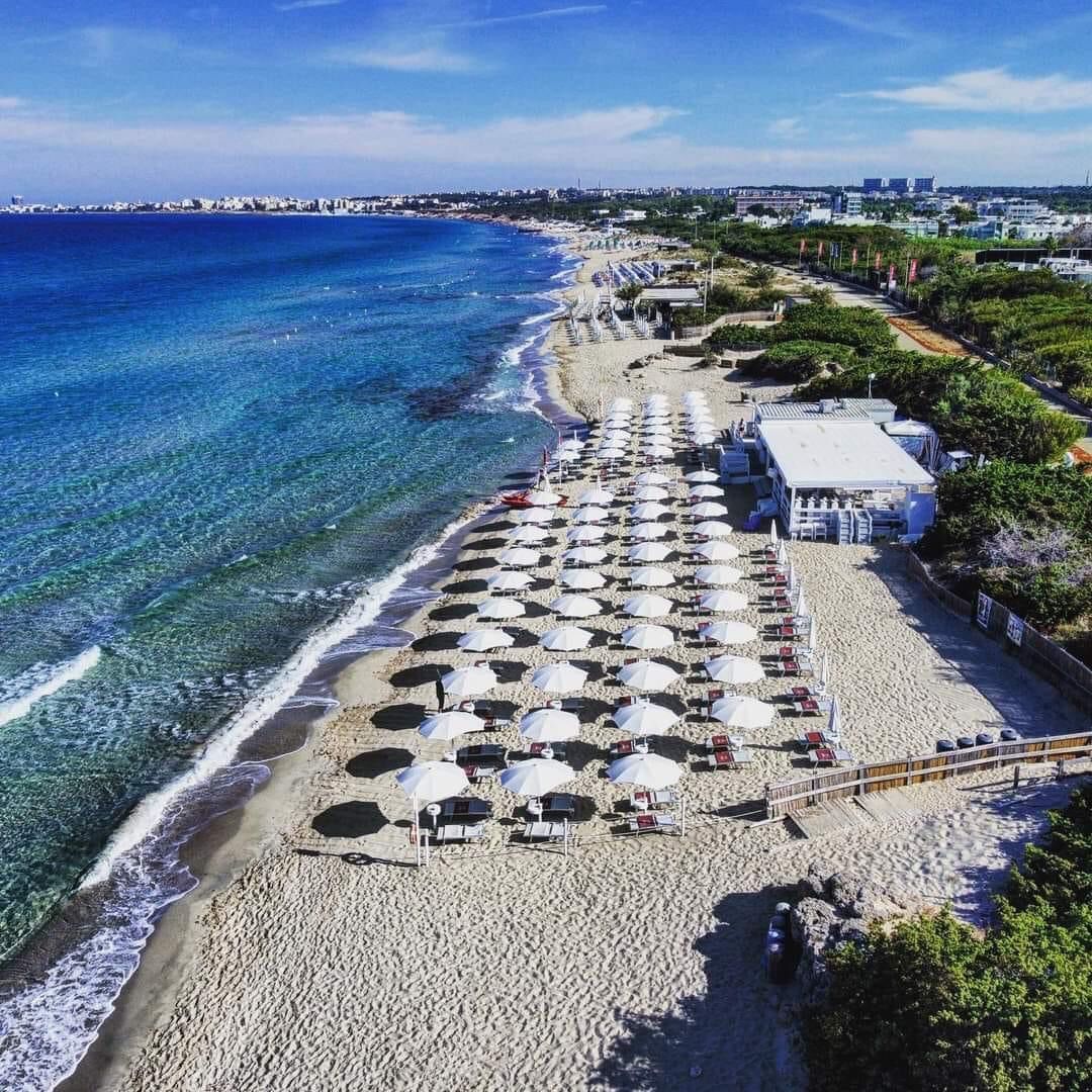 Zeus Beach - Gallipoli (LE) - prenotazione online | Spiagge.it