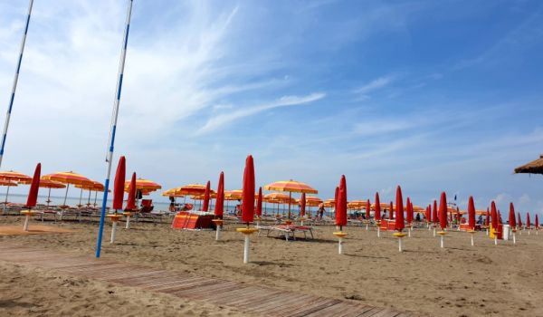 Piper Beach - Grado (GO) - prenotazione online | Spiagge.it