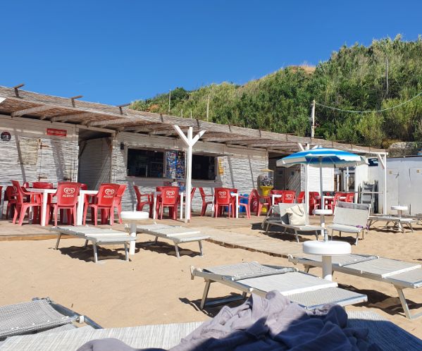 Tropical Beach - Capaci (PA) - prenotazione online | Spiagge.it