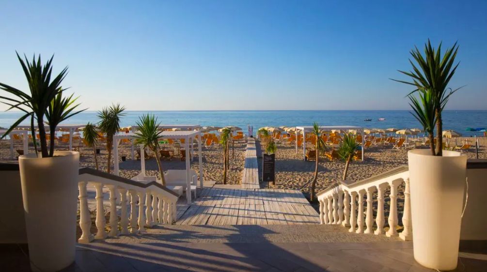 Mapapi Beach - Cropani (CZ) - prenotazione online | Spiagge.it