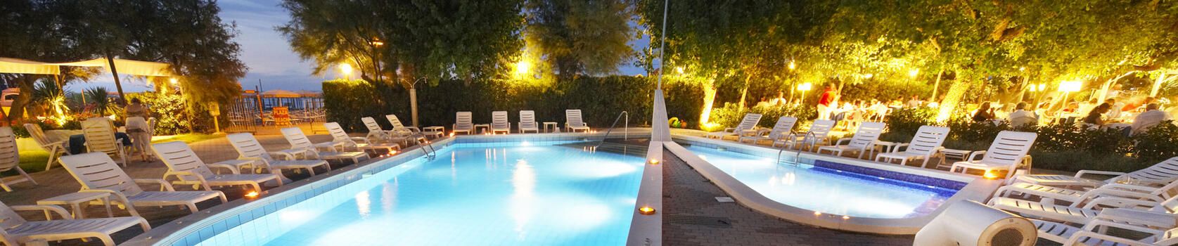 Hotel Ritz - Senigallia (AN) - prenotazione online | Spiagge.it