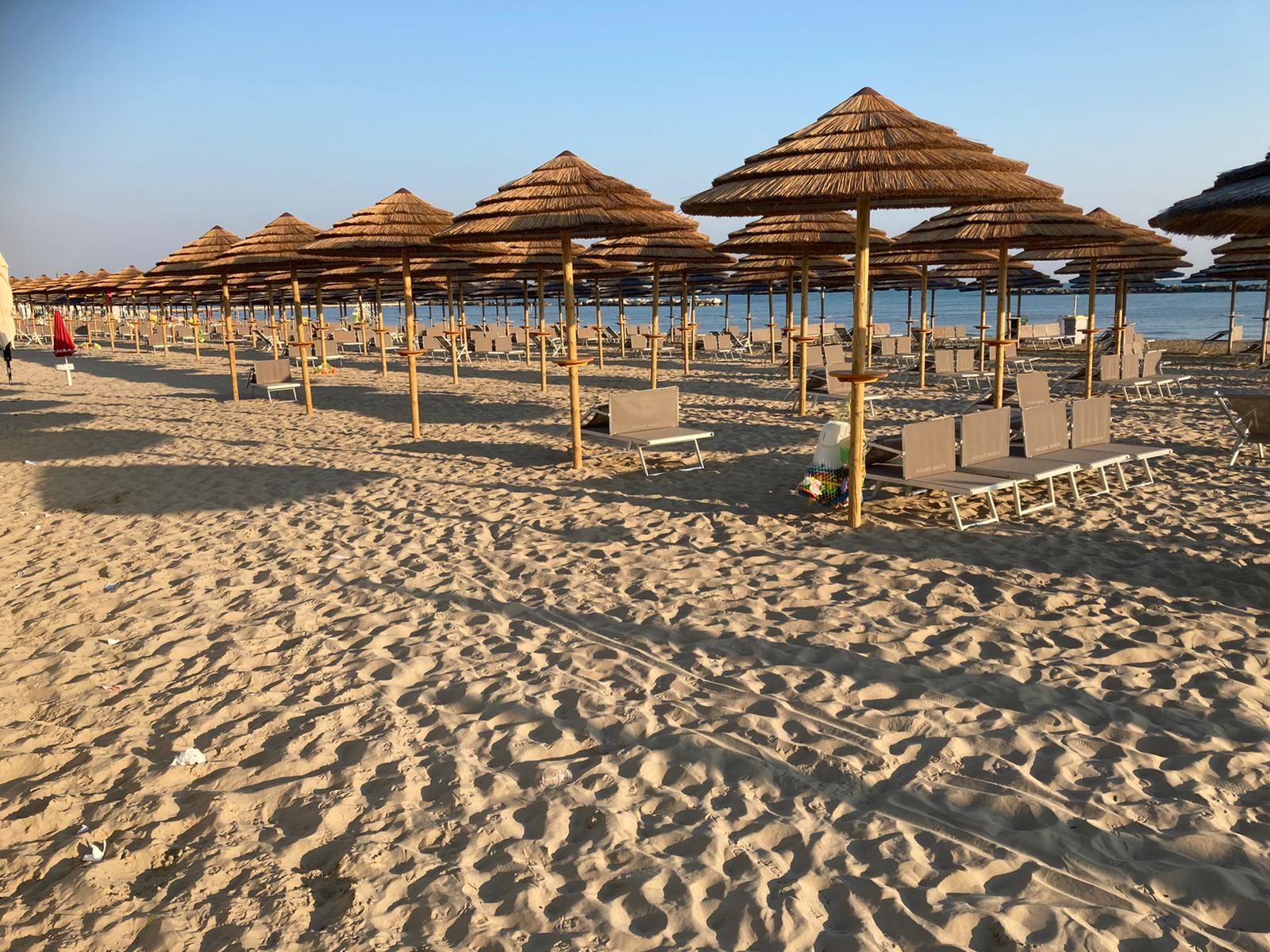 Picchio Beach - Falconara Marittima (AN) - prenotazione online | Spiagge.it